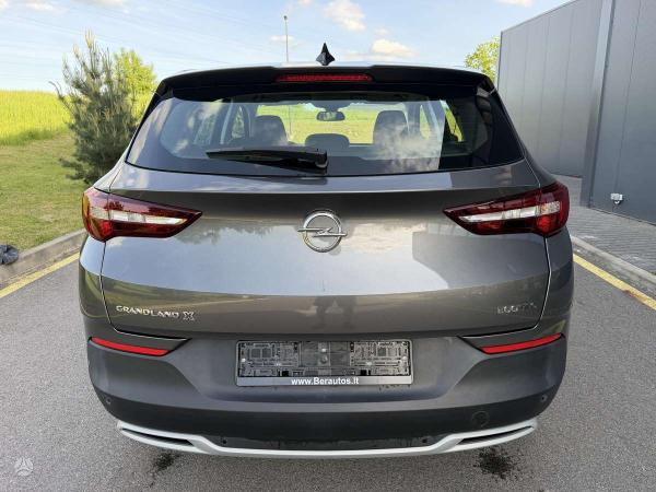 Grey Opel Grandland X 2021 in Kaunas, with an engine capacity of 1.20 L and mileage of 184 thousand km for 10500 €, photo 7 on AUTOMOTO.COM.LV