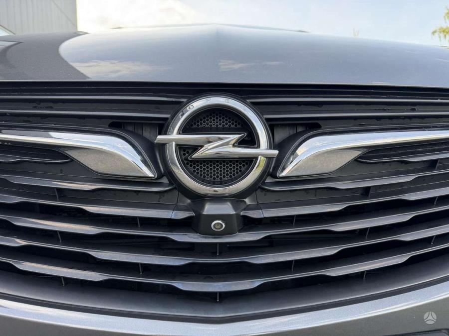 Grey Opel Grandland X 2021 in Kaunas, with an engine capacity of 1.20 L and mileage of 184 thousand km for 10500 €, photo 12 on AUTOMOTO.COM.LV