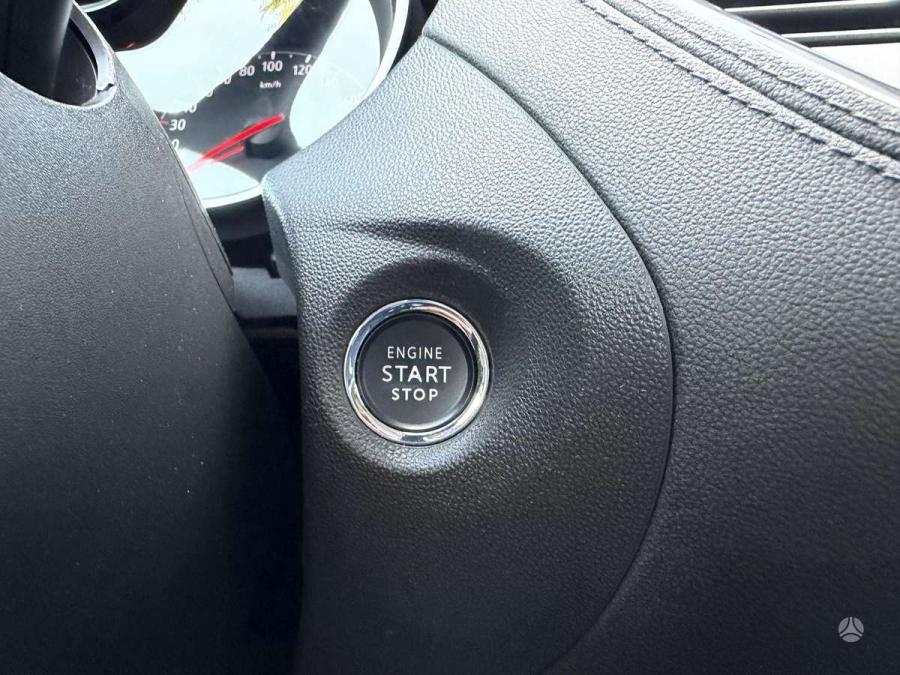 Grey Opel Grandland X 2021 in Kaunas, with an engine capacity of 1.20 L and mileage of 184 thousand km for 10500 €, photo 26 on AUTOMOTO.COM.LV