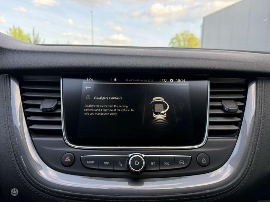 Grey Opel Grandland X 2021 in Kaunas, with an engine capacity of 1.20 L and mileage of 184 thousand km for 10500 €, photo 29 on AUTOMOTO.COM.LV