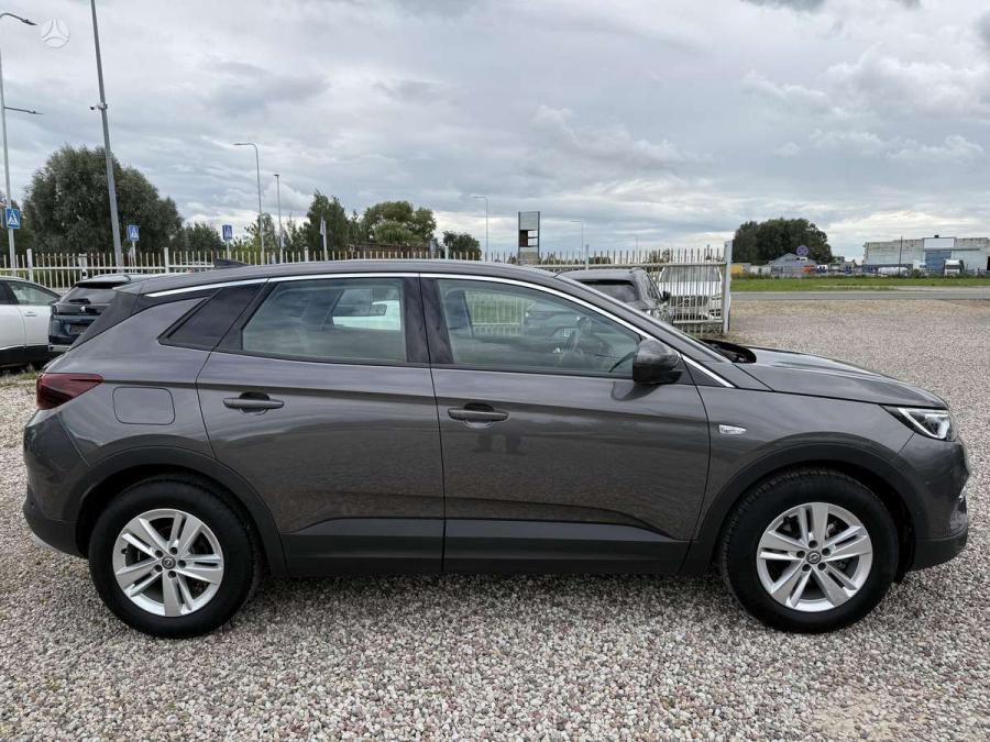 Pelēks Opel Grandland X 2021 Marijampole, ar dzinēja tilpumu 1.50 L un nobraukumu 158 tūkst. km par 12820 €, foto 5 vietnē AUTOMOTO.COM.LV