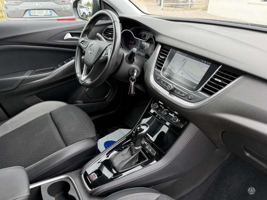 Pelēks Opel Grandland X 2021 Marijampole, ar dzinēja tilpumu 1.50 L un nobraukumu 158 tūkst. km par 12820 €, foto 21 vietnē AUTOMOTO.COM.LV