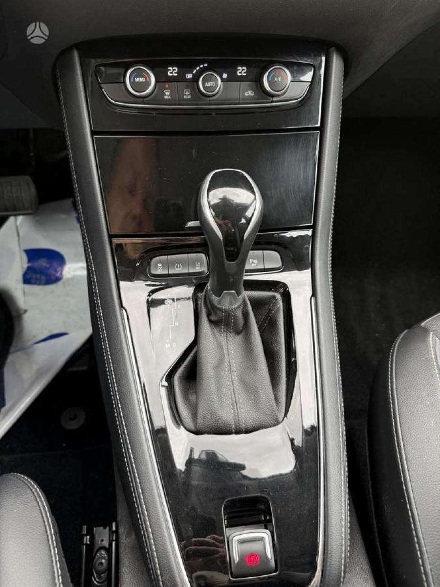 Pelēks Opel Grandland X 2021 Marijampole, ar dzinēja tilpumu 1.50 L un nobraukumu 158 tūkst. km par 12820 €, foto 39 vietnē AUTOMOTO.COM.LV