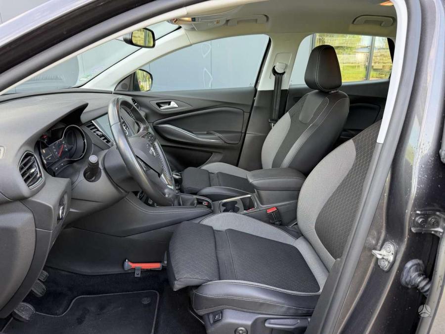 Серый Опель Grandland X 2021 в Каунас, объемом двигателя 1.20 л и пробегом 184 тыс. км за 10500 €, фото 16 на AUTOMOTO.COM.LV