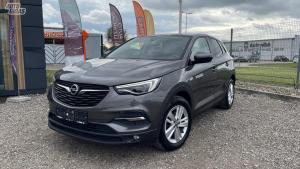 Grey Opel Grandland X 2021 in Marijampole, with an engine capacity of 1.50 L and mileage of 116 thousand km for 13490 €, photo 5 on AUTOMOTO.COM.LV