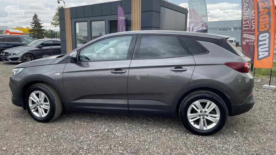Grey Opel Grandland X 2021 in Marijampole, with an engine capacity of 1.50 L and mileage of 116 thousand km for 13490 €, photo 6 on AUTOMOTO.COM.LV