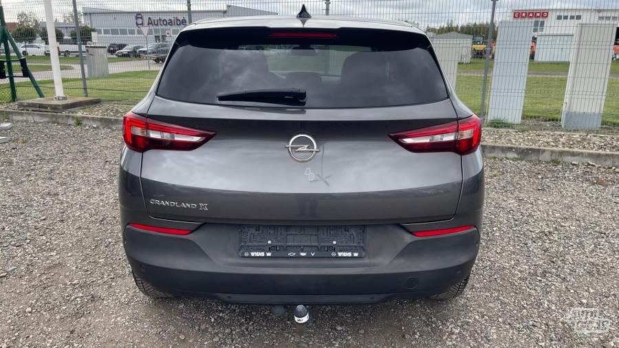 Grey Opel Grandland X 2021 in Marijampole, with an engine capacity of 1.50 L and mileage of 116 thousand km for 13490 €, photo 8 on AUTOMOTO.COM.LV
