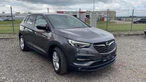 Grey Opel Grandland X 2021 in Marijampole, with an engine capacity of 1.50 L and mileage of 116 thousand km for 13490 €, photo 12 on AUTOMOTO.COM.LV