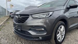 Grey Opel Grandland X 2021 in Marijampole, with an engine capacity of 1.50 L and mileage of 116 thousand km for 13490 €, photo 14 on AUTOMOTO.COM.LV