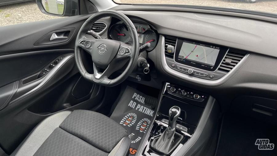 Grey Opel Grandland X 2021 in Marijampole, with an engine capacity of 1.50 L and mileage of 116 thousand km for 13490 €, photo 15 on AUTOMOTO.COM.LV