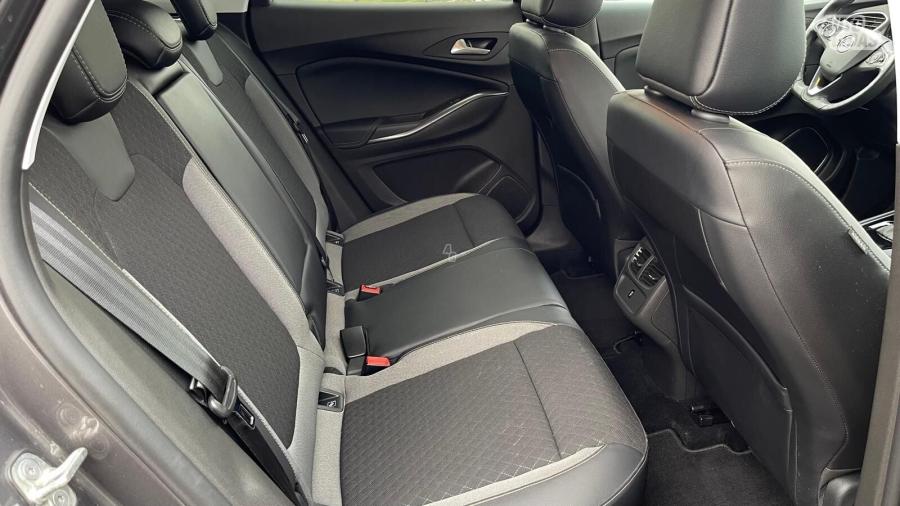 Grey Opel Grandland X 2021 in Marijampole, with an engine capacity of 1.50 L and mileage of 116 thousand km for 13490 €, photo 37 on AUTOMOTO.COM.LV