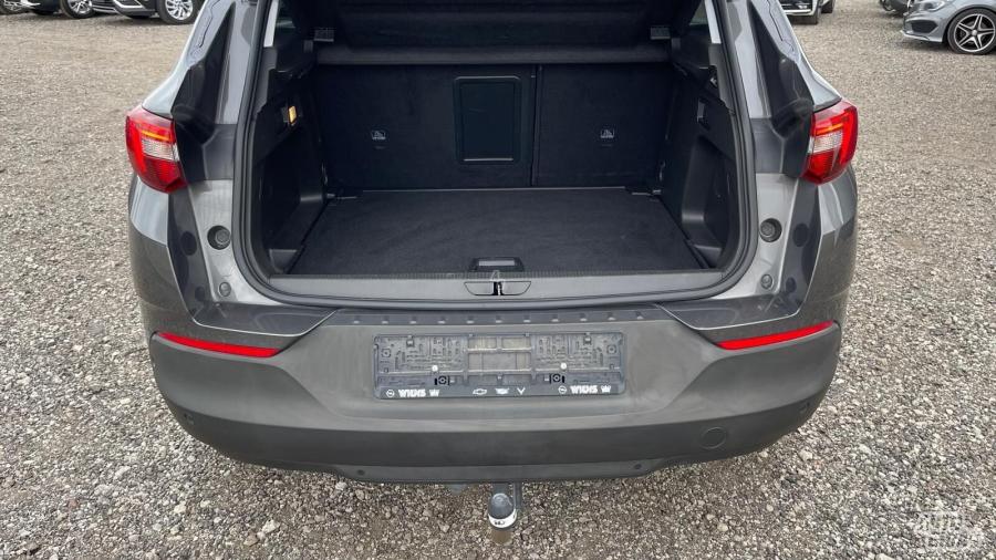 Grey Opel Grandland X 2021 in Marijampole, with an engine capacity of 1.50 L and mileage of 116 thousand km for 13490 €, photo 38 on AUTOMOTO.COM.LV