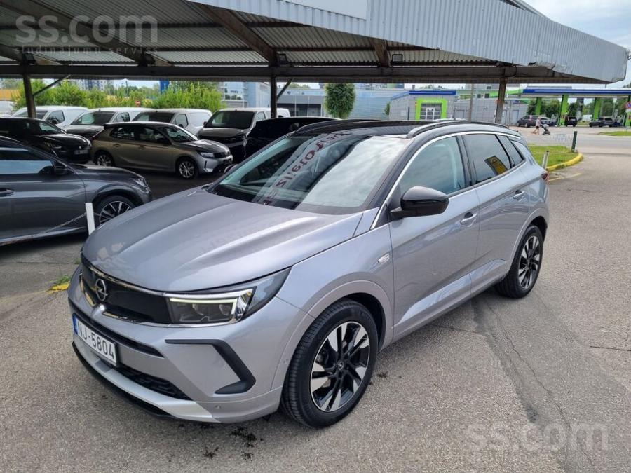 Pelēks Opel Grandland X 2022 Rīga, ar dzinēja tilpumu 1.20 L un nobraukumu 30 tūkst. km par 22600 €, foto 1 vietnē AUTOMOTO.COM.LV