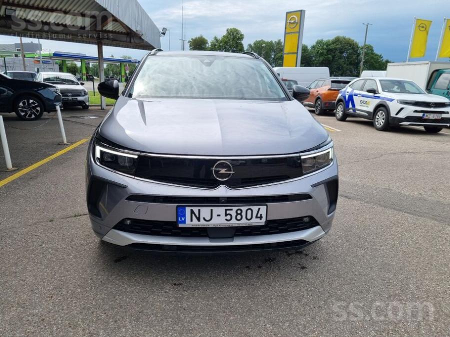 Pelēks Opel Grandland X 2022 Rīga, ar dzinēja tilpumu 1.20 L un nobraukumu 30 tūkst. km par 22600 €, foto 5 vietnē AUTOMOTO.COM.LV