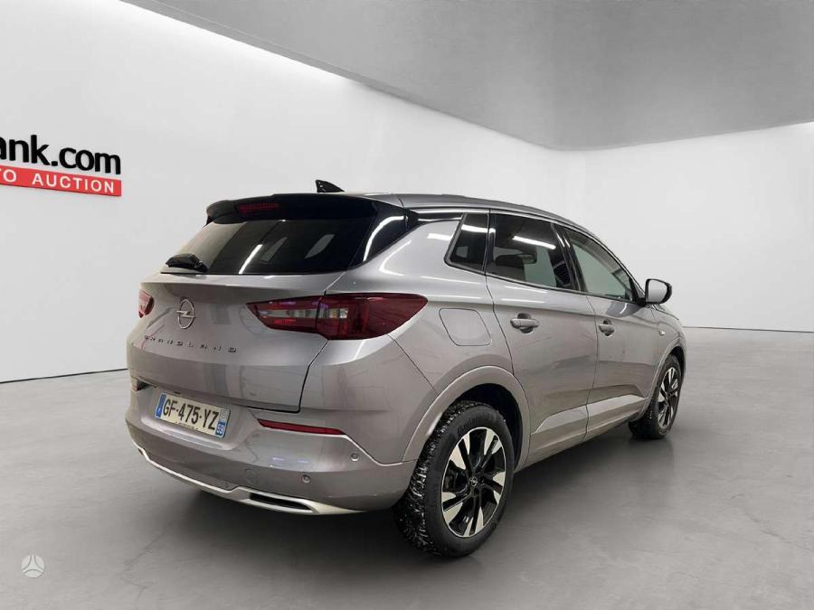 Pelēks Opel Grandland X 2022 Marijampole, ar dzinēja tilpumu 1.50 L un nobraukumu 110 tūkst. km par 16565 €, foto 4 vietnē AUTOMOTO.COM.LV
