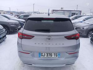 Grey Opel Grandland X 2022 in Vilnius, with an engine capacity of 1.50 L and mileage of 167 thousand km for 15972 €, photo 6 on AUTOMOTO.COM.LV