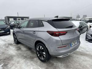 Grey Opel Grandland X 2022 in Vilnius, with an engine capacity of 1.50 L and mileage of 155 thousand km for 15124 €, photo 4 on AUTOMOTO.COM.LV