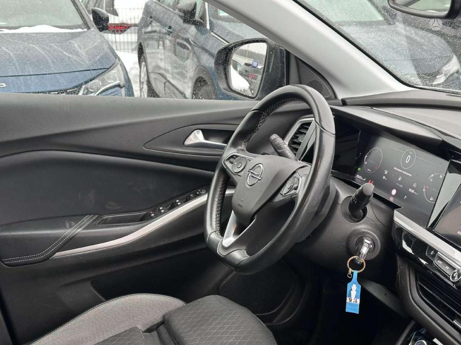 Grey Opel Grandland X 2022 in Vilnius, with an engine capacity of 1.50 L and mileage of 155 thousand km for 15124 €, photo 21 on AUTOMOTO.COM.LV