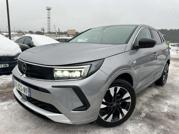 Серый Опель Grandland X 2022 в Вильнюс, объемом двигателя 1.50 л и пробегом 166 тыс. км за 15366 €, фото 1 на AUTOMOTO.COM.LV