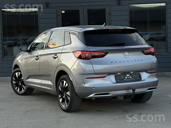 Pelēks Opel Grandland X 2022 Jelgava, ar dzinēja tilpumu 1.50 L un nobraukumu 135 tūkst. km par 19500 €, foto 2 vietnē AUTOMOTO.COM.LV