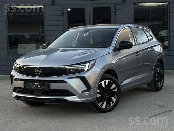 Pelēks Opel Grandland X 2022 Jelgava, ar dzinēja tilpumu 1.50 L un nobraukumu 135 tūkst. km par 19500 €, foto 3 vietnē AUTOMOTO.COM.LV