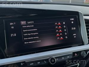 Pelēks Opel Grandland X 2022 Jelgava, ar dzinēja tilpumu 1.50 L un nobraukumu 135 tūkst. km par 18900 €, foto 16 vietnē AUTOMOTO.COM.LV