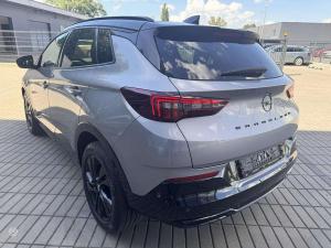 Pelēks Opel Grandland X 2022 Kauņa, ar dzinēja tilpumu 1.20 L un nobraukumu 171 tūkst. km par 14400 €, foto 6 vietnē AUTOMOTO.COM.LV