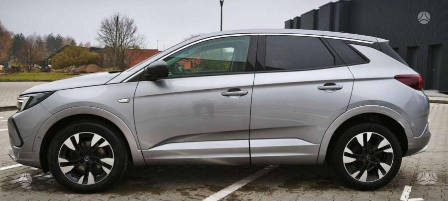 Серый Опель Grandland X 2022 в Каунас, объемом двигателя 1.50 л и пробегом 181 тыс. км за 14883 €, фото 5 на AUTOMOTO.COM.LV
