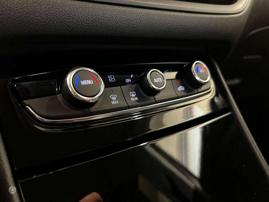 Серый Опель Grandland X 2022 в Мариямполе, объемом двигателя 1.20 л и пробегом 76 тыс. км за 15718 €, фото 16 на AUTOMOTO.COM.LV
