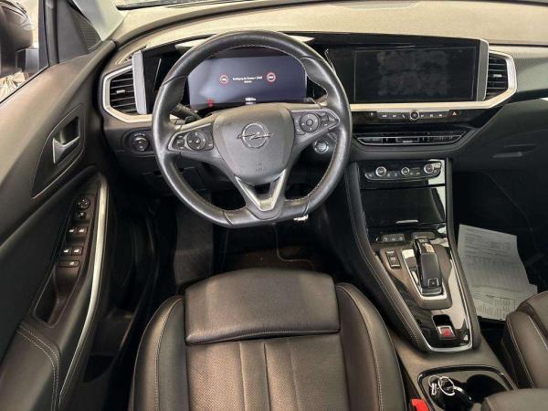 Grey Opel Grandland X 2023 in Vilnius, with an engine capacity of 1.50 L and mileage of 149 thousand km for 17545 €, photo 7 on AUTOMOTO.COM.LV