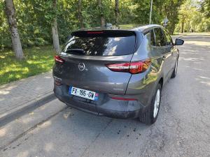 Серый Опель Grandland X 2017 в Таураге, объемом двигателя 1.20 л и пробегом 118 тыс. км за 8800 €, фото 9 на AUTOMOTO.COM.LV