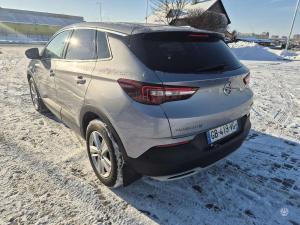 Grey Opel Grandland X 2020 in Kaunas, with an engine capacity of 1.50 L and mileage of 180 thousand km for 9900 €, photo 7 on AUTOMOTO.COM.LV