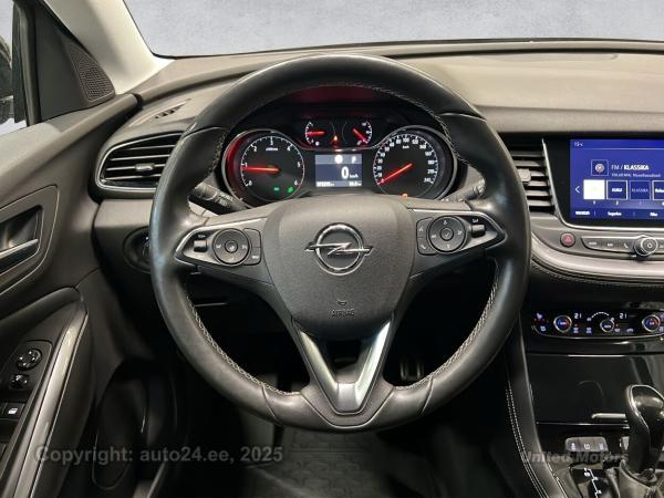 Grey Opel Grandland X 2018 in Tallinn, with an engine capacity of 1.60 L and mileage of 75 thousand km for 14500 €, photo 11 on AUTOMOTO.COM.LV