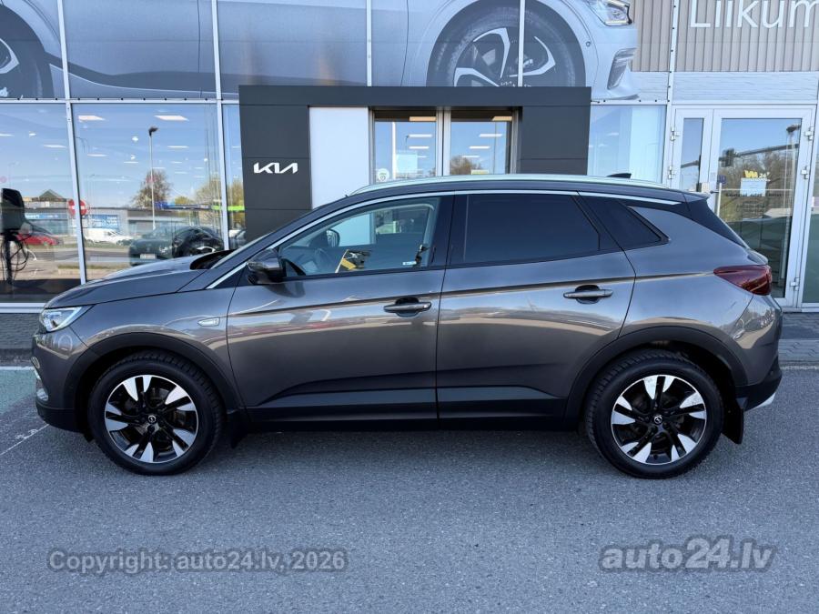 Серый Опель Grandland X 2018 в Таллин, объемом двигателя 1.20 л и пробегом 131 тыс. км за 12900 €, фото 3 на AUTOMOTO.COM.LV