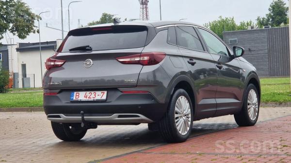 Pelēks Opel Grandland X 2018 Jelgava, ar dzinēja tilpumu 1.20 L un nobraukumu 102 tūkst. km par 10450 €, foto 10 vietnē AUTOMOTO.COM.LV