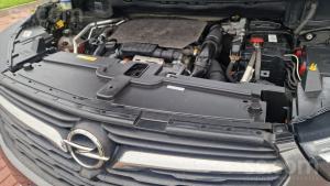Grey Opel Grandland X 2018 in Jelgava, with an engine capacity of 1.20 L and mileage of 102 thousand km for 10450 €, photo 23 on AUTOMOTO.COM.LV