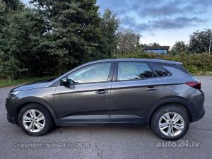 Grey Opel Grandland X 2018 in Tallinn, with an engine capacity of 1.60 L and mileage of 142 thousand km for 11800 €, photo 3 on AUTOMOTO.COM.LV