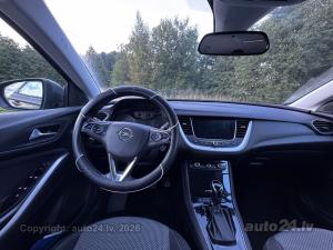 Grey Opel Grandland X 2018 in Tallinn, with an engine capacity of 1.60 L and mileage of 142 thousand km for 11800 €, photo 8 on AUTOMOTO.COM.LV