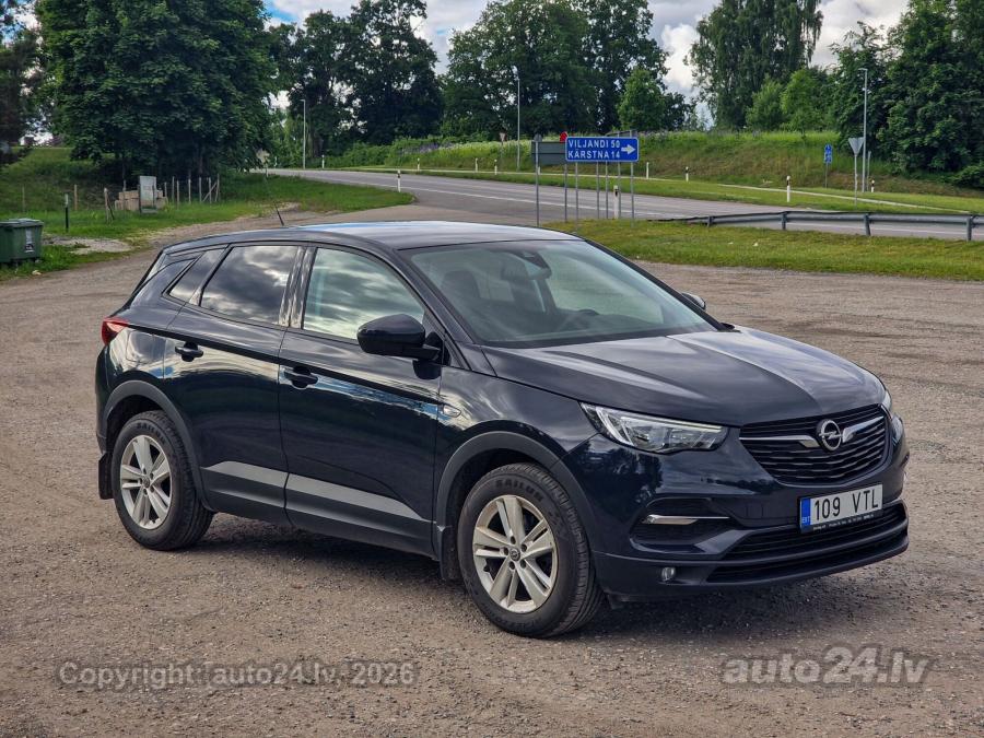 Grey Opel Grandland X 2019 in Tallinn, with an engine capacity of 1.20 L and mileage of 62 thousand km for 14600 €, photo 3 on AUTOMOTO.COM.LV