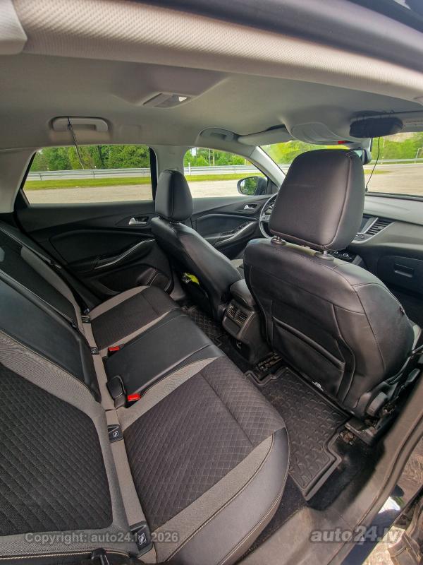Pelēks Opel Grandland X 2019 Tallina, ar dzinēja tilpumu 1.20 L un nobraukumu 62 tūkst. km par 14600 €, foto 5 vietnē AUTOMOTO.COM.LV