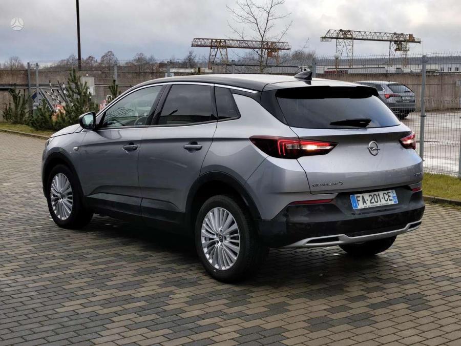 Opel Grandland X 2018 in Siauliai, with an engine capacity of 1.60 L and mileage of 201 thousand km for 10700 €, photo 6 on AUTOMOTO.COM.LV