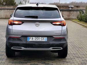 Opel Grandland X 2018 in Siauliai, with an engine capacity of 1.60 L and mileage of 201 thousand km for 10700 €, photo 8 on AUTOMOTO.COM.LV