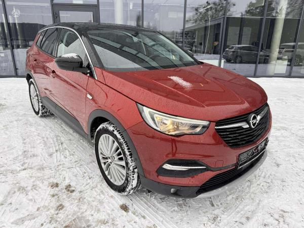 Red Opel Grandland X 2018 in Kaunas, with an engine capacity of 1.20 L and mileage of 193 thousand km for 9600 €, photo 3 on AUTOMOTO.COM.LV