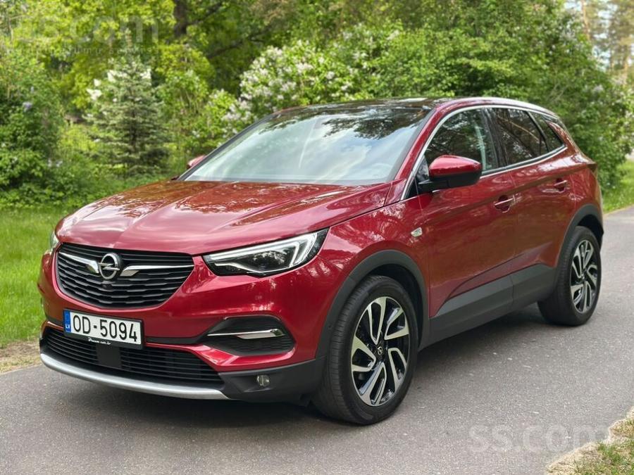 Красный Опель Grandland X 2018 в Рига, объемом двигателя 1.60 л и пробегом 160 тыс. км за 11770 €, фото 4 на AUTOMOTO.COM.LV