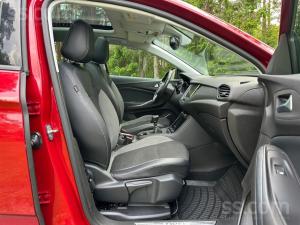 Красный Опель Grandland X 2018 в Рига, объемом двигателя 1.60 л и пробегом 160 тыс. км за 11770 €, фото 8 на AUTOMOTO.COM.LV