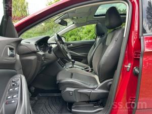 Красный Опель Grandland X 2018 в Рига, объемом двигателя 1.60 л и пробегом 160 тыс. км за 11770 €, фото 9 на AUTOMOTO.COM.LV