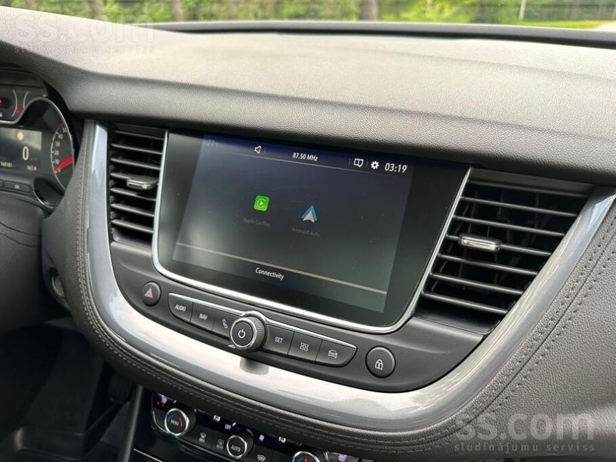 Красный Опель Grandland X 2018 в Рига, объемом двигателя 1.60 л и пробегом 160 тыс. км за 11770 €, фото 17 на AUTOMOTO.COM.LV