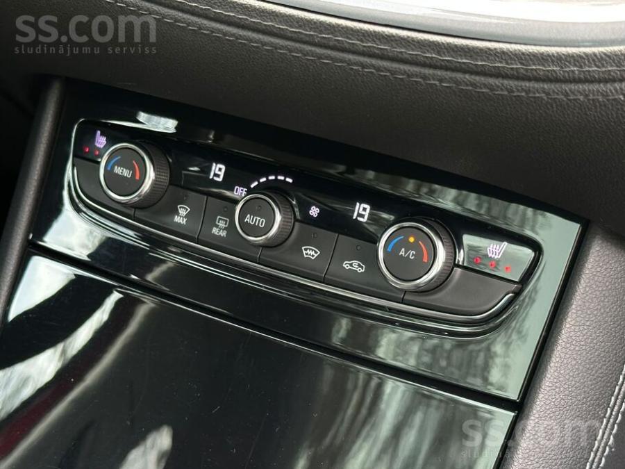 Красный Опель Grandland X 2018 в Рига, объемом двигателя 1.60 л и пробегом 160 тыс. км за 11770 €, фото 19 на AUTOMOTO.COM.LV