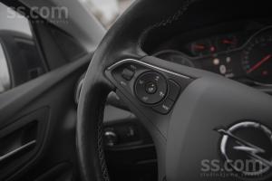 Красный Опель Grandland X 2018 в Тукумс, объемом двигателя 2.00 л и пробегом 181 тыс. км за 13790 €, фото 32 на AUTOMOTO.COM.LV