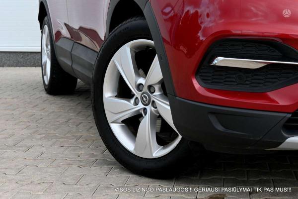 Red Opel Grandland X 2018 in Kretinga, with an engine capacity of 1.20 L and mileage of 143 thousand km for 8599 €, photo 6 on AUTOMOTO.COM.LV